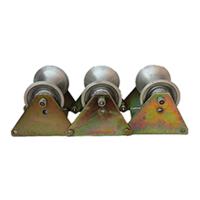 China Three Wheel Cable Roller with 10KN Rated Load and Aluminum & Nylon Wheels for Underground Cable Laying for sale