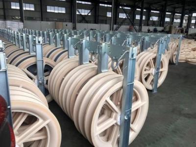 China 660mm Diameter Triple-Sheave Nylon Stringing Block for Pilot Wire Rope Transmission Line Stringing Tool for sale