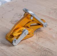 China Aluminum Alloy Come-Along Clamp for 25-70 mm² Conductors with 7 KN Rated Load for sale