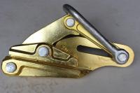 China 40KN Rated Load Aluminum Alloy Conductor Gripper with 32mm Max Gap for ACSR300-400 Transmission Lines for sale