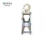 China Universal Crossarm Mounted Transmission Line Stringing Tools Hooked Style Stringing Block Pulley for sale