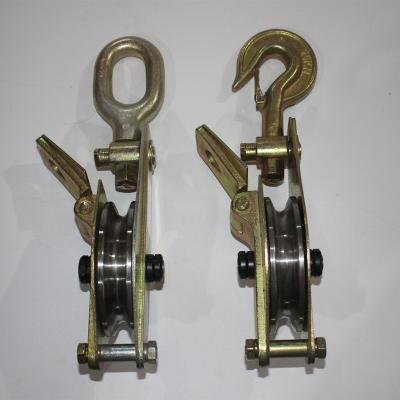 China Hook Type Heavy Duty Wire Rope Snatch Pulley Block with Rated Load 10-150KN for Tower Erection for sale