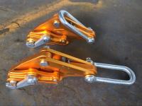 China Corrosion Resistant Aluminum Alloy Cable Clamps with 40KN Rated Load and 32mm Max Opening for Power Construction for sale