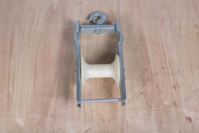 China 140x160mm Heavy-Duty Bunch Conductor Block – Corrosion-Resistant Aerial Cable Pulling Roller with Aluminum Nylon Sheaves for sale