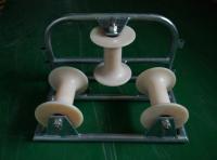China Industrial 90-Degree Corner Cable Roller Guide with Nylon Wheels and 10KN Rated Load for Smooth Cable Pulling for sale