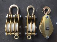 China Aluminum Alloy Snatch Block Wire Rope Pulley with Nylon Wheel and Side-Opening Design for Heavy-Duty Lifting for sale