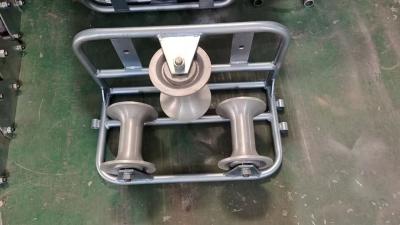China 10kN Heavy-Duty Galvanized Aluminum Triple Corner Cable Guide Roller for Smooth Cable Installation for sale