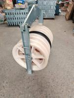 China 508–916mm Large Diameter 20–150kN Rated Load 7 Sheaves MC Nylon Stringing Blocks for Transmission Line Cable Pulling for sale