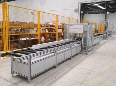 China 4kW Automatic Cutting Straight Busduct Wrapping Machine for sale