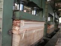 China Fancy Wood Veneer Santos Rosewood Man-Made Veneer Sheet 2050-3200mm For Musical Instrument China Factory 528C / 528S for sale
