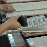 China OEM Natural Mahogany Wood Veneer Straight Figured Grain 2500-3100MM For Door Skin for sale