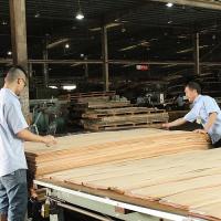 China Flat Cut Crown Cut Natural Cherry Wood Veneer 0.15-0.5mm For Panel And Furniture Face for sale