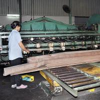 China Quarter Cut Irregular Straight Figured Prima Vera Veneer For Doors And Windows for sale
