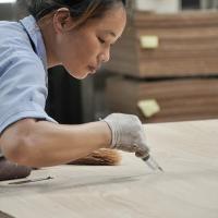 China Base MDF / Chipboard / Particle Board Based Panel Makore Wood Veneer 2440x1220mm for sale