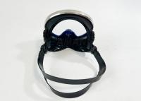 China Oval Scuba Diving Snorkeling Mask Stainless Steel Frame Tempered Glass Lens 14.5x12.5cm for sale