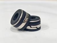 China Valve Stem Seal 12300238 (Genuine DEUTZ/MWM Part) for sale