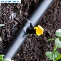 China Agricultural Farm Plants Growing Automatic Greenhouse Irrigation System for sale
