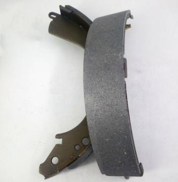 China Brake System Brake Disc Brake Pad Brake Shoe Brake Lining Heavy Truck Application Semi Metal Material Custom Processing for sale