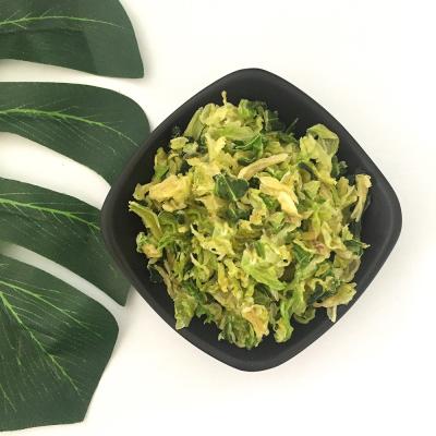 China Light Green Dehydrated Vegetables Dried Cabbage Flakes 10x10mm for sale