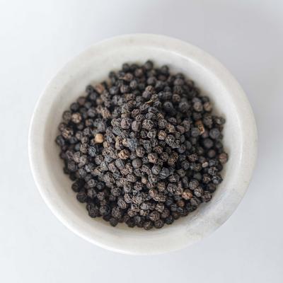 China Dried Whole Black Pepper 25KG Bags - Vietnam & Indonesia Sourced with 12 Month Shelf Life for sale