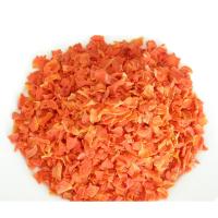 China ISO HACCP HALAL Certified Low Sugar Dried Carrot Granules 10x10x3mm 20kg Carton for Food Manufacturing for sale