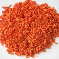 China Natural Dried Carrot Granules 10x10x3mm Max 8% Moisture HACCP HALAL ISO9000 FDA Certified for Pet Foods for sale