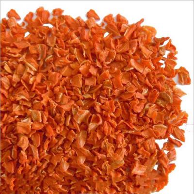 China Bulk Supply ISO HACCP FDA HALAL Certified Dehydrated Carrot Chips Granules 7% Moisture Low Sugar for sale