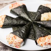 China Onigiri Nori Roasted Seaweed Sheets 19x10.5cm Half Cut Rice Ball Wrap 100 Sheets Per Bag Foodservice Sushi Nori for sale
