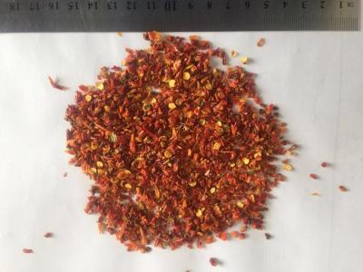 China Air Dried Red Bell Pepper Granules 3x3mm Natural Dehydrated Vegetable Bulk for sale