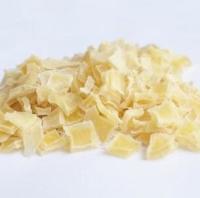 China Dehydrated Sweet Potato Flakes 7% Moisture Light Yellow Carton Pack 10x10mm for sale