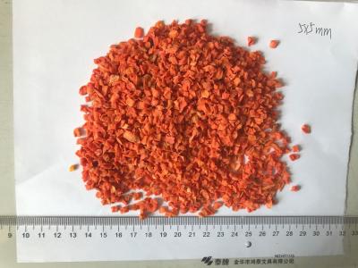 China ISO HACCP FDA HALAL Certified Low Sugar Dried Carrot Granules 5×5mm 3×3mm 20kg Package for sale