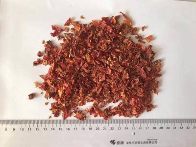 China Half Cut Sun Dried Tomatoes 9x9mm Air Dehydrated 20kg Carton Bulk for sale