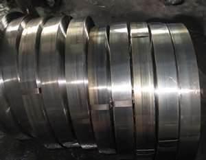 China Customized A36 SGCC DX51D zero spangle cold Rolled carbon steel strips for sale