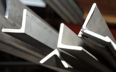 China JIS 304 304L Stainless Steel Angle Bar Finish 2B BA AISI For Industry for sale