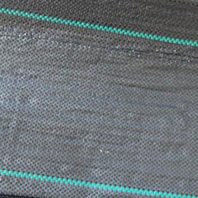 China 3m Wide Landscaping Industrial Grade Weed Matting 3x 50 For Vegetable Garden for sale