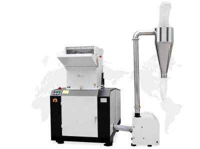 China 4 Cutter Plastic Scrap Crusher Machine 350-400kg/H 1180kg Weight for sale