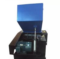 China 14mm Mesh pET Plastic Bottle Shredder Machine 530mmx400mm Grinder Chamber for sale