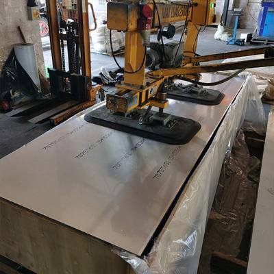 China 6061 Aluminum Alloy Sheet 5052 6082 Foil Sticker For Kitchen Brazing Sheet Metal Bending 0.2-1.5mm for sale
