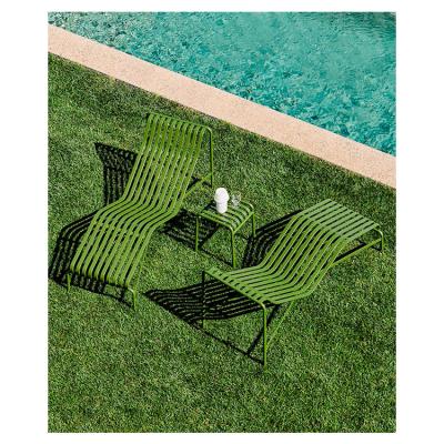 China Outdoor Metal Chaise Lounger and Side Table Set for Relaxation L164.5 x W65.5 x H70cm for sale
