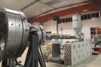 China 380V/50Hz PE Insulation Pipe Extrusion Line Electric Heating Water Cooling for sale