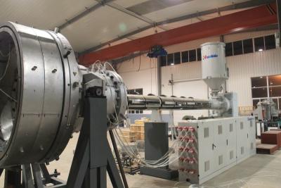 China 380V/50Hz PE Insulation Pipe Extrusion Line Electric Heating Water Cooling for sale