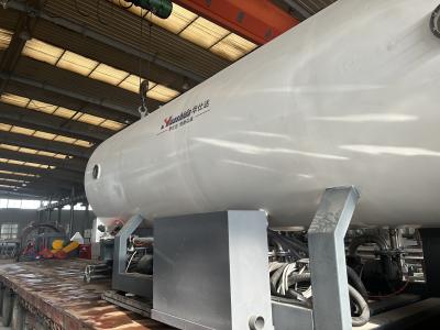 China Complete Production Line for HDPE Pre-insulated Pipes, Featuring Dust-Free Cutting for sale