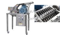 China 450 Kg Capacity Fine Powder Grinding Machine with Competitive and Wearing Parts Blade for sale