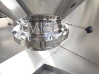 China Pharmaceutical V Powder Mixer Small Powder Bin Blender 90-2000kg 3-12rpm for sale