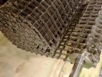 China Flat Wire Conveyor Belt with C1015-C316L Steel Options for Food Processing and Industrial Applications for sale