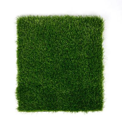 China Newest Hot Sale 5cm Grass Artificial Putting Green Artificial Turf Plastic Grass Wall for sale