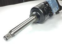 China Ergonomic 8 Inch Length Composite Air Impact Wrench 1 Inch Drive Size for sale