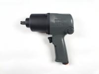 China Pneumatic Maintenance Air Tool High Torque Air Impact Wrench With Twin Hammer Mechanism for sale