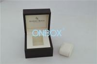 China Luxury MDF Watch Box 200x200x180mm with Metal Hinge and Grained Paper Exterior for sale