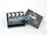 China Matt Finish Painted MDF Coin Display Box 98x88x31mm with Movie Clapperboard Design for sale